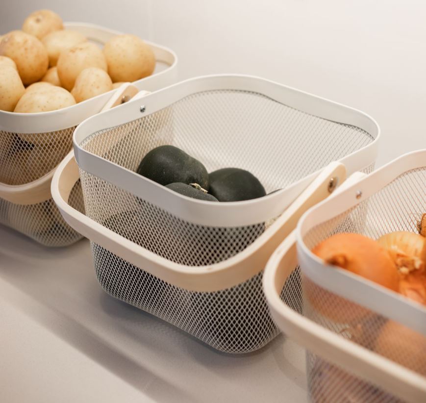 Multi-color Metal Mesh Storage Basket with Wooden Handle Organizer Bas